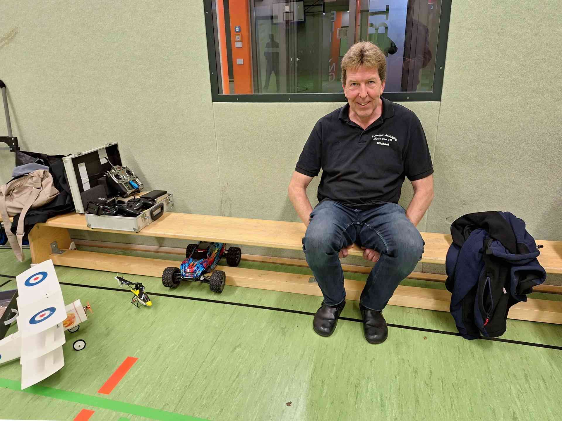 Bilder vom Hallenfliegen beim Modellflug Club LMFC 2023