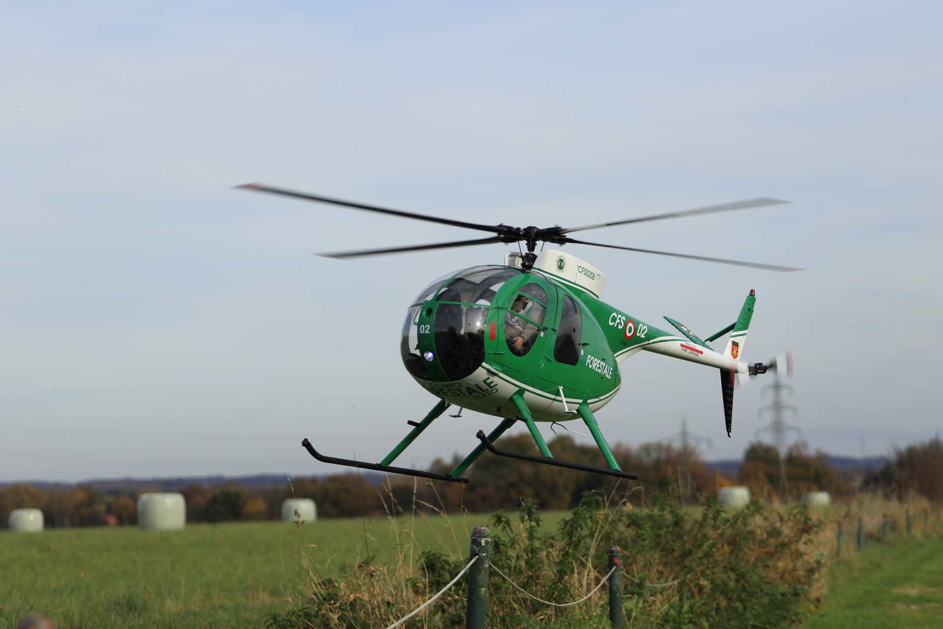 Detailbilder Modellflug Helikopter Hughes 500 C von Udo